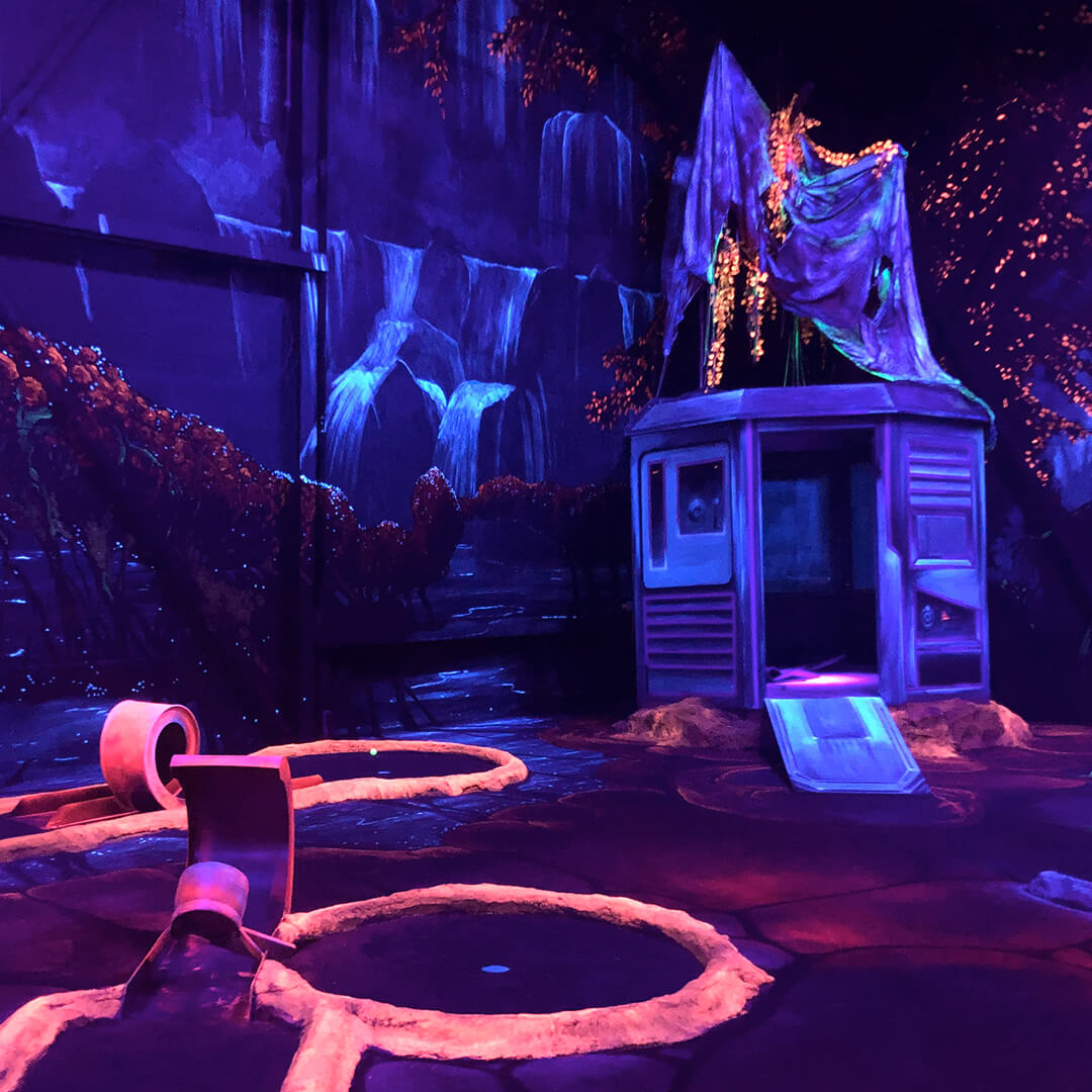 Glow in the Dark Golf - Planet Awesome